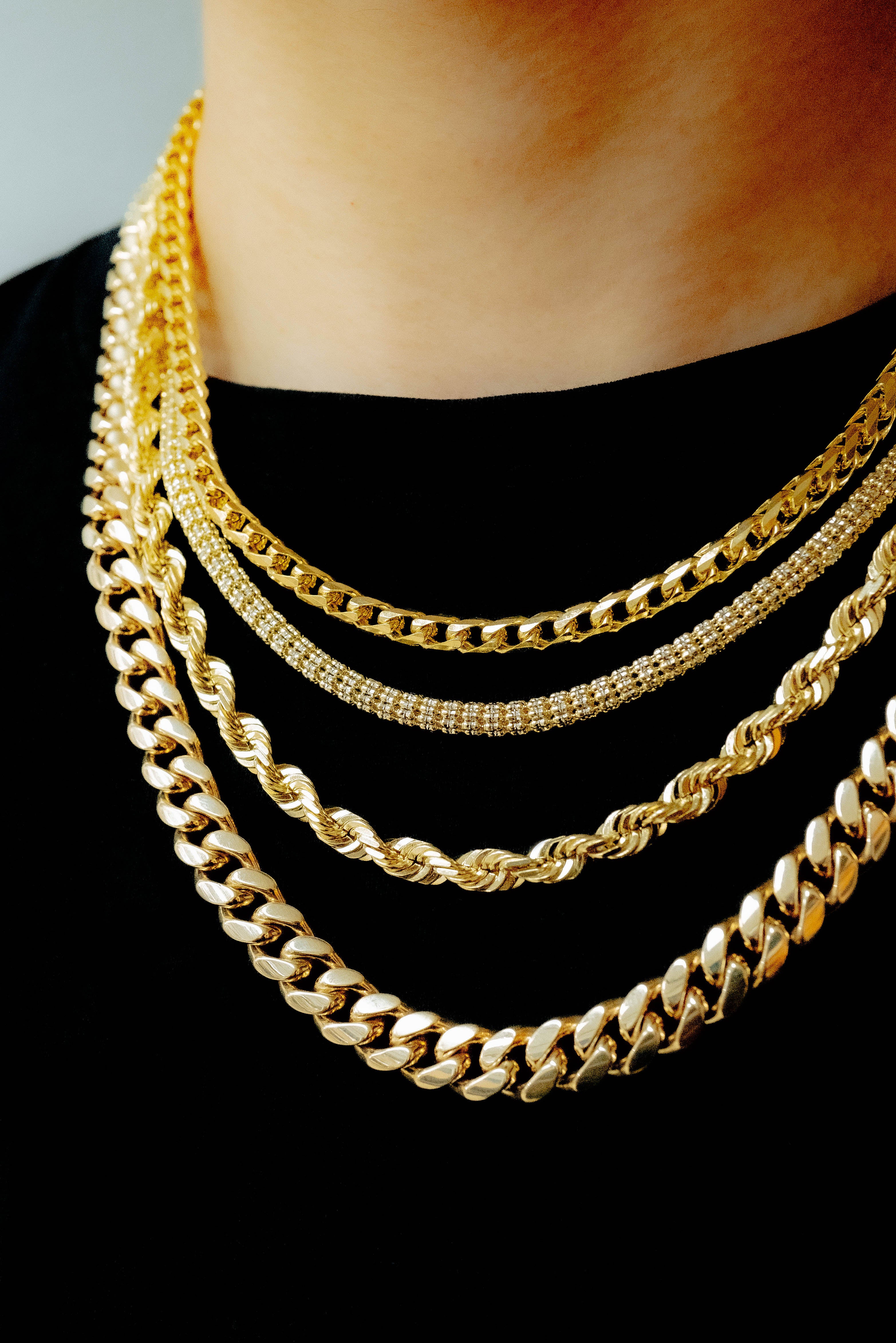 Gold & Diamond Jewelry- Watches, Chains, Pendants, Rings, & Bracelets ...